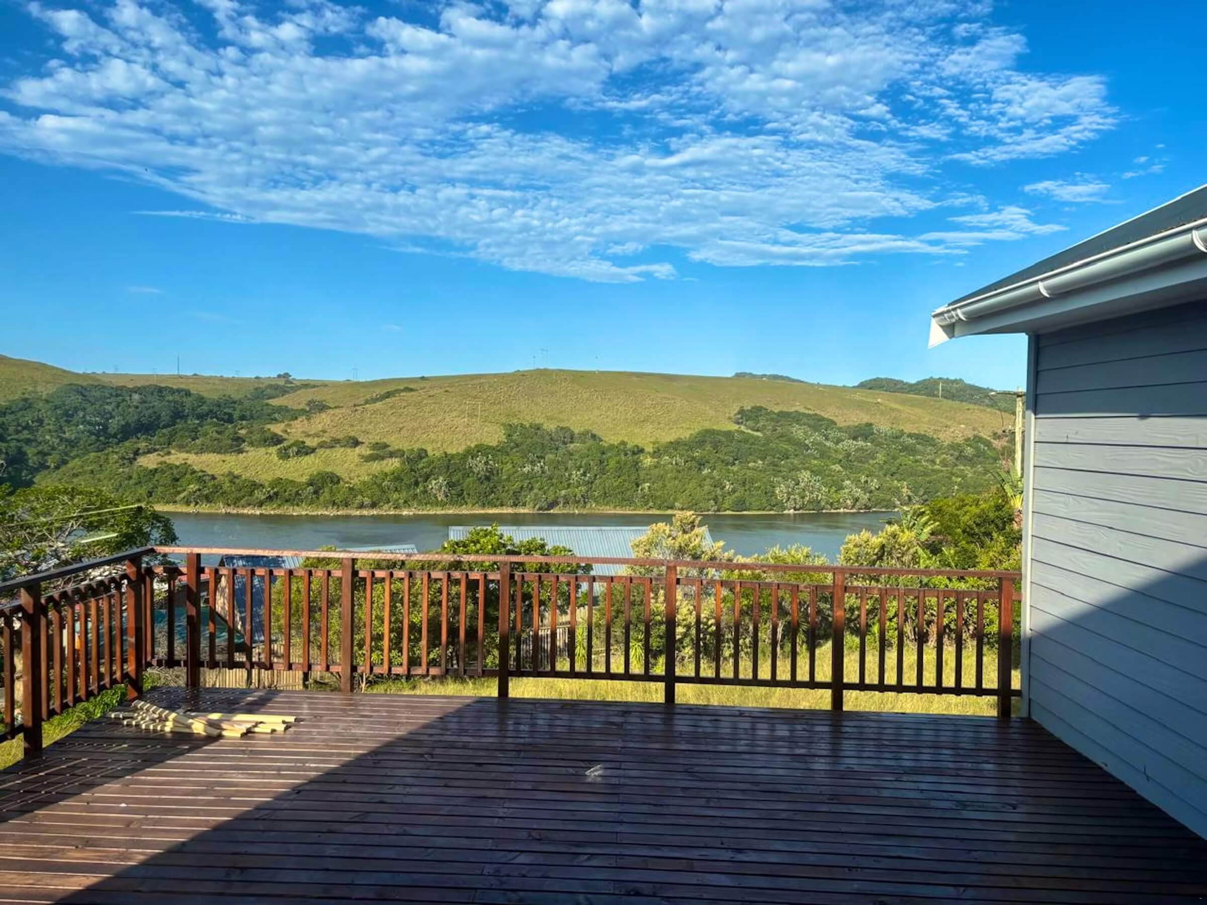 Salt & Light Beach Home in Morgan Bay - SA Hikes
